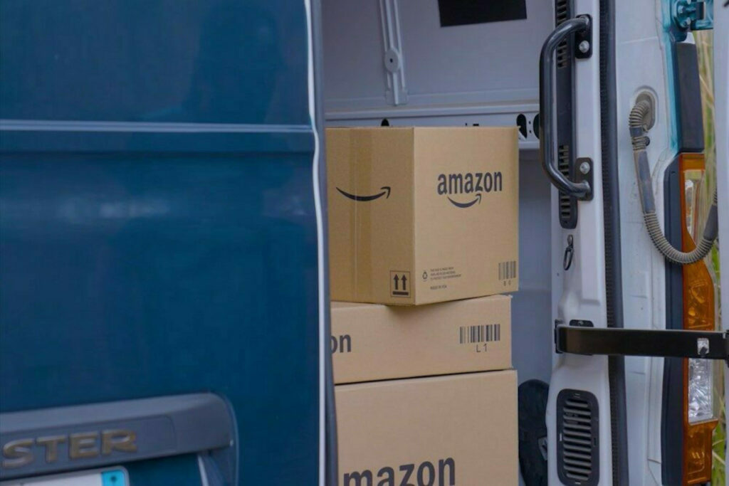Amazon opens logistics centre in Dubai - ME Retail News
